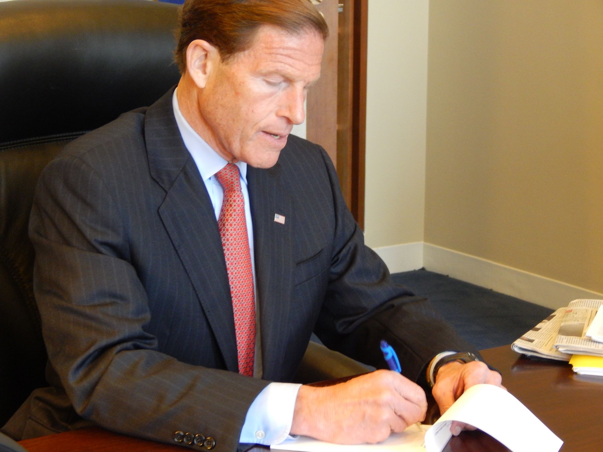 Blumenthal-sideview | CT Mirror