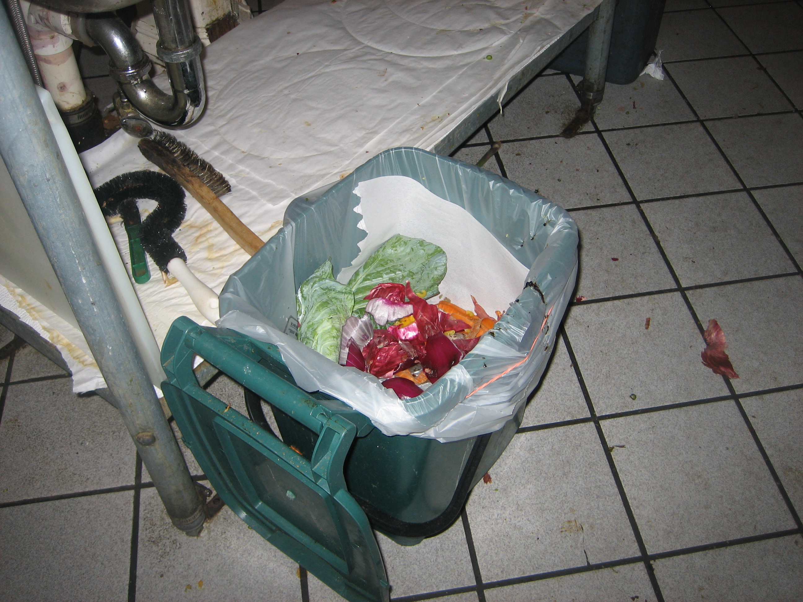 Food waste recycling remains a tough task in Connecticut