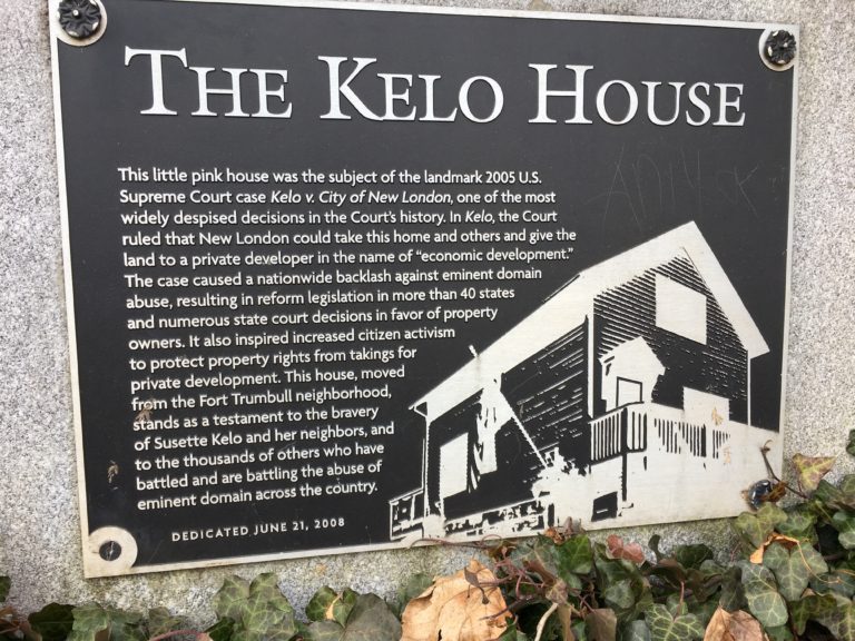 Plaque on Kelo house | CT Mirror