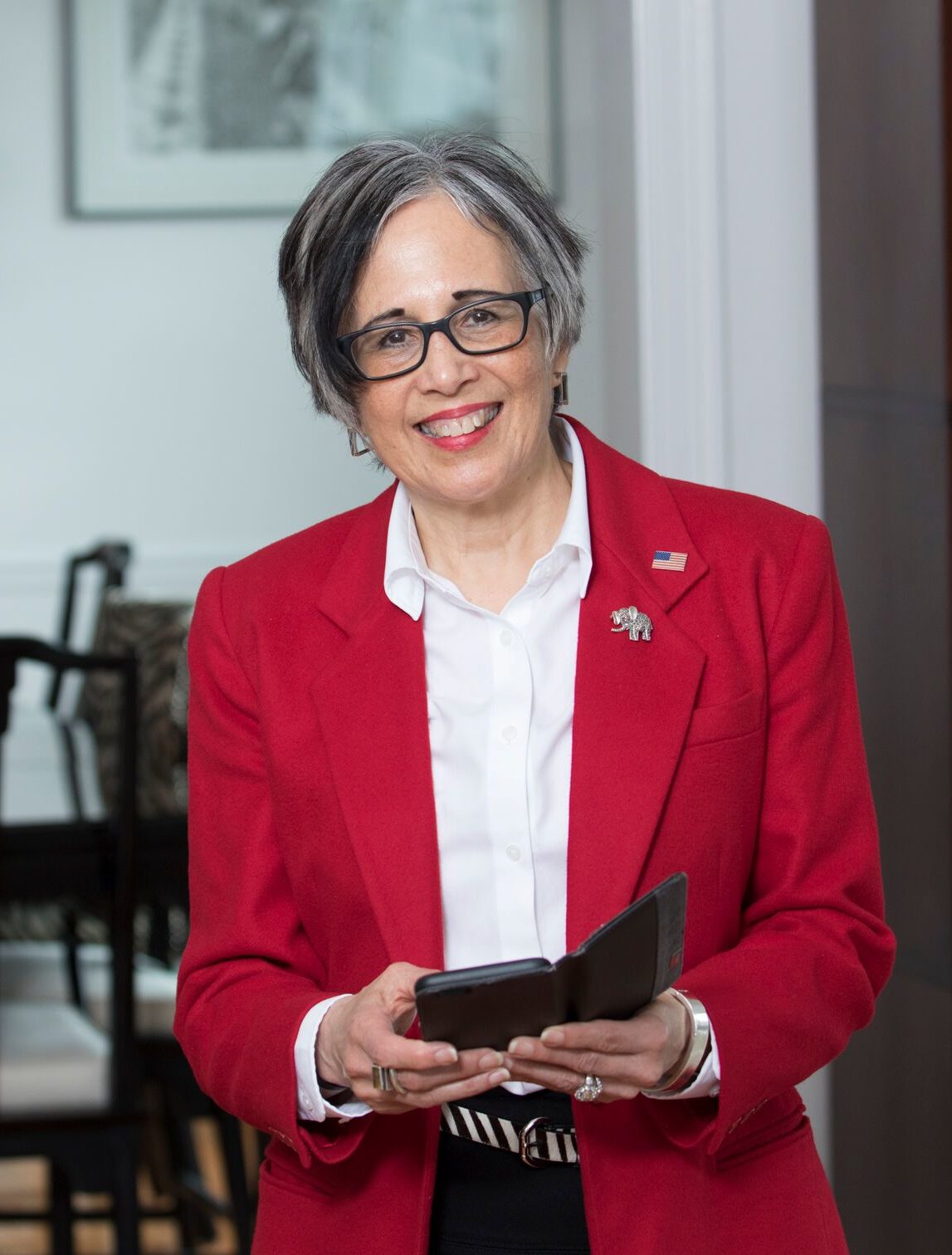 O'Neill says she'll use 'guts' and life experience to win Esty's seat