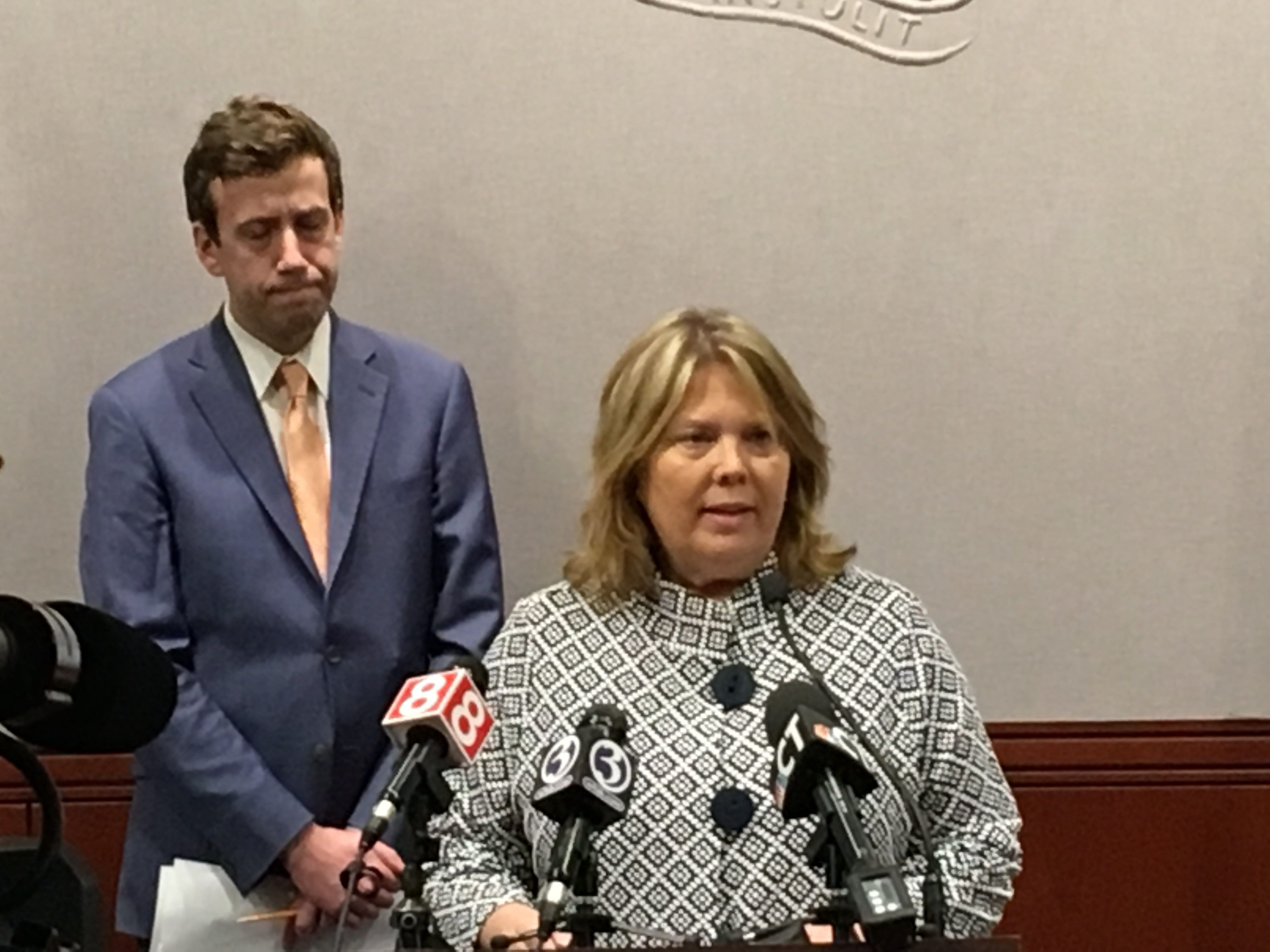 Sen. Mary Daugherty Abrams, facing illness, opts against reelection