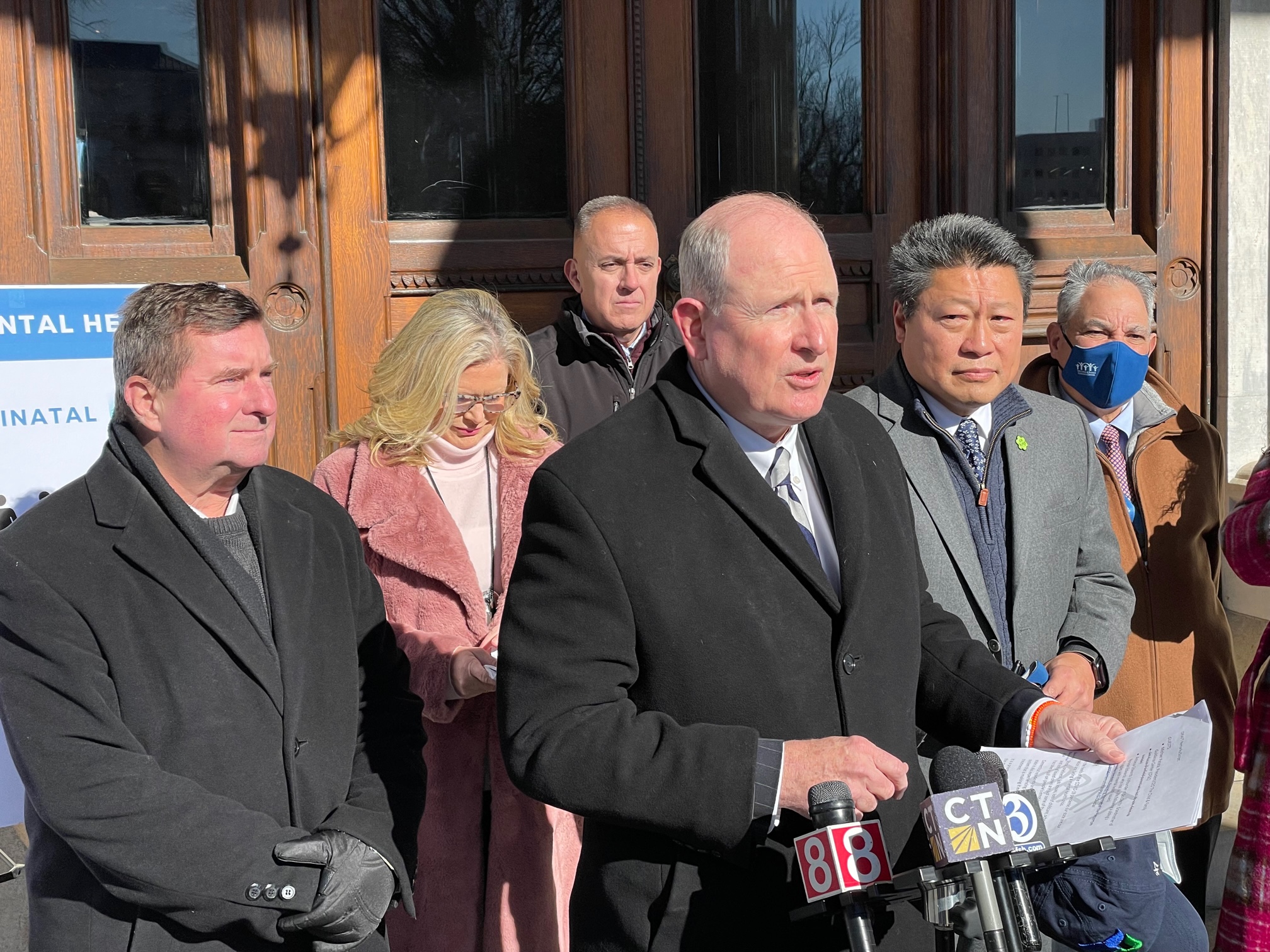 Gentle jousting and bipartisan support over mental health agenda in CT