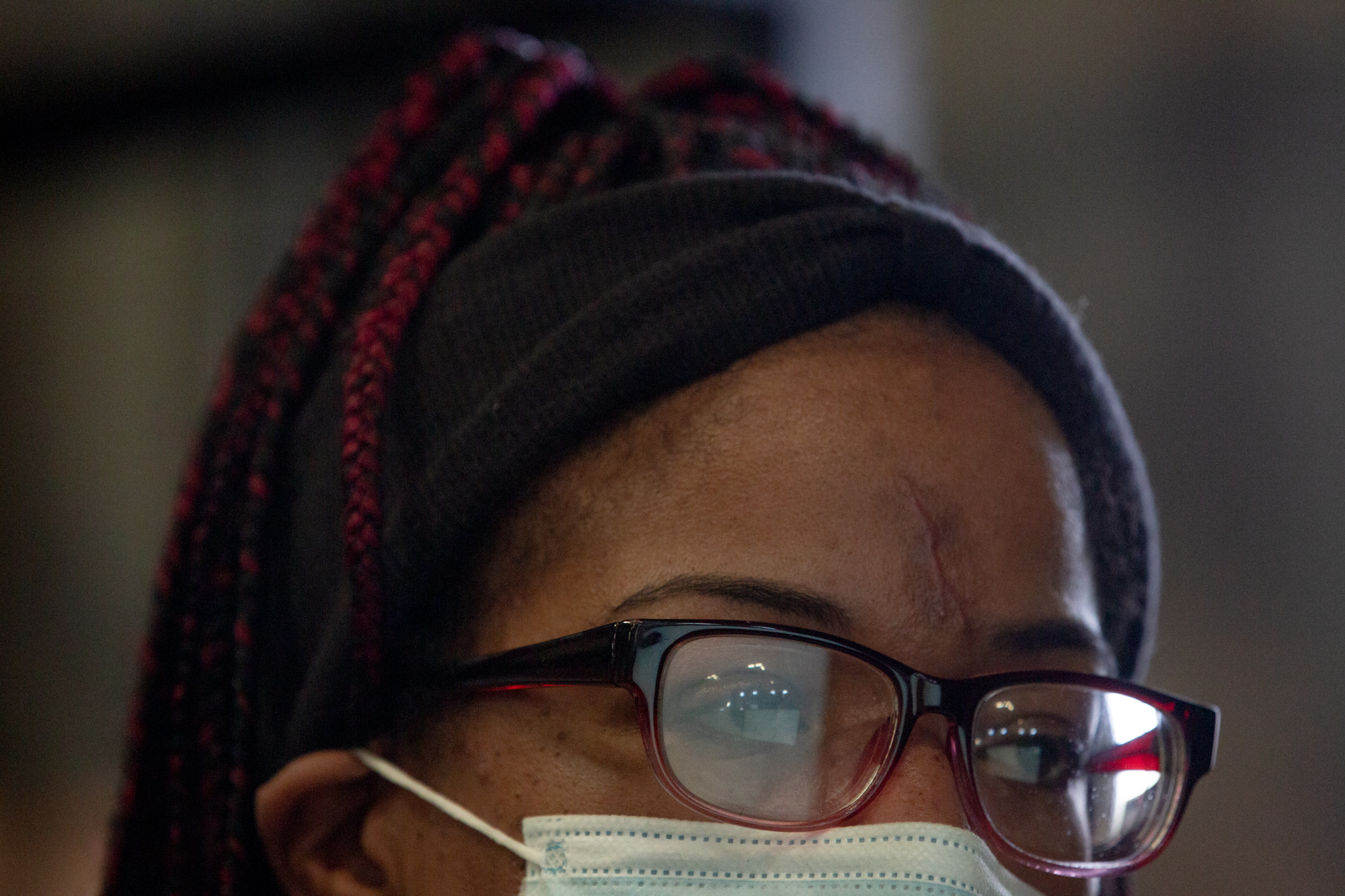Latasha Jones Looks At The Monitor During A Training On A New Work Task
