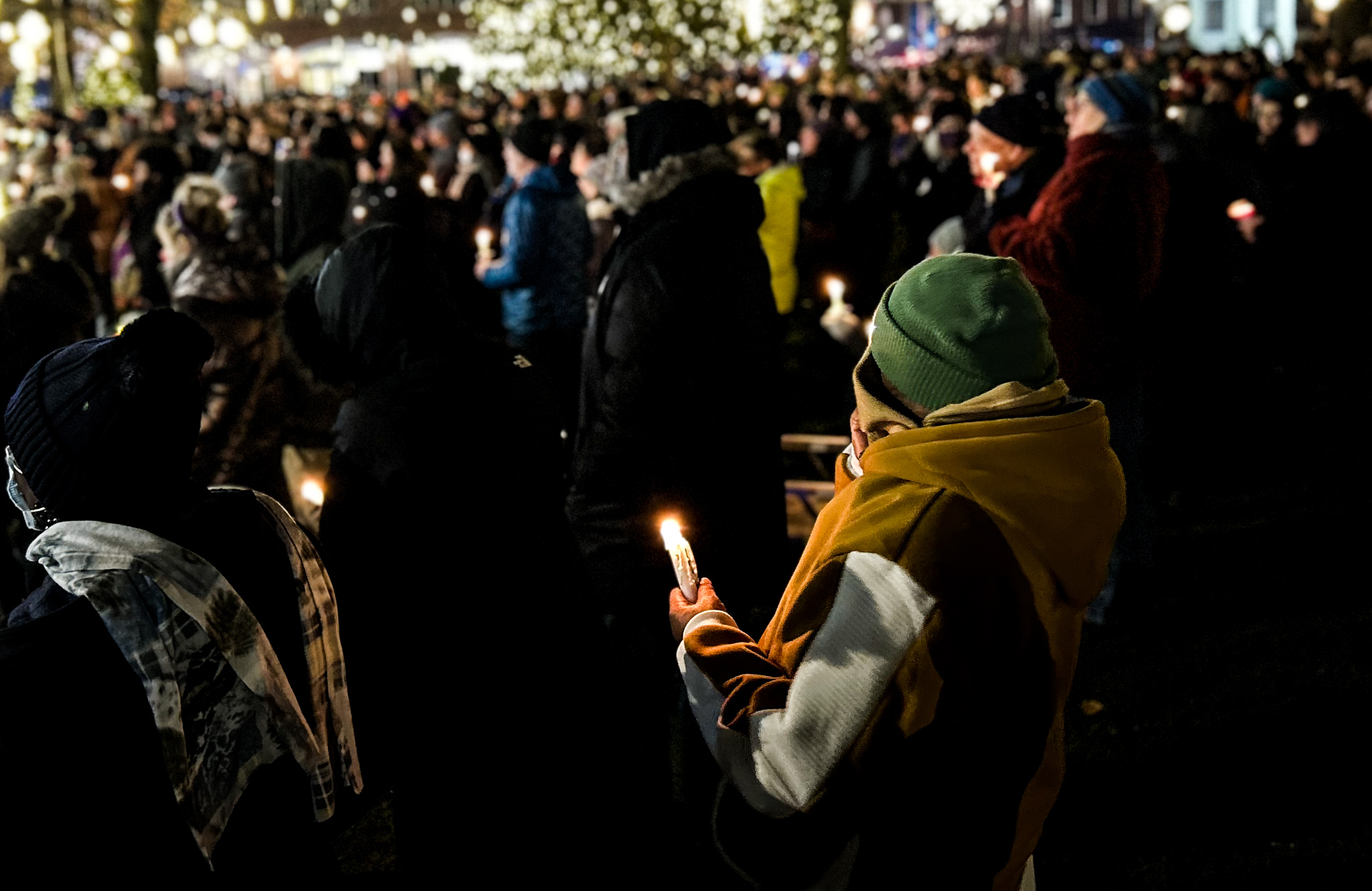 Hundreds gather at vigil for CT Rep. Quentin Williams