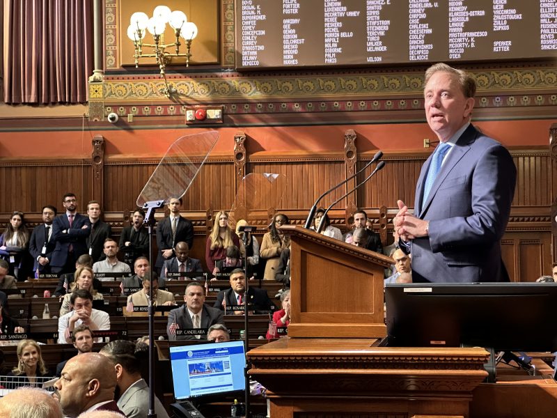 Malloy asks CT businesses to push for transportation 'lockbox'