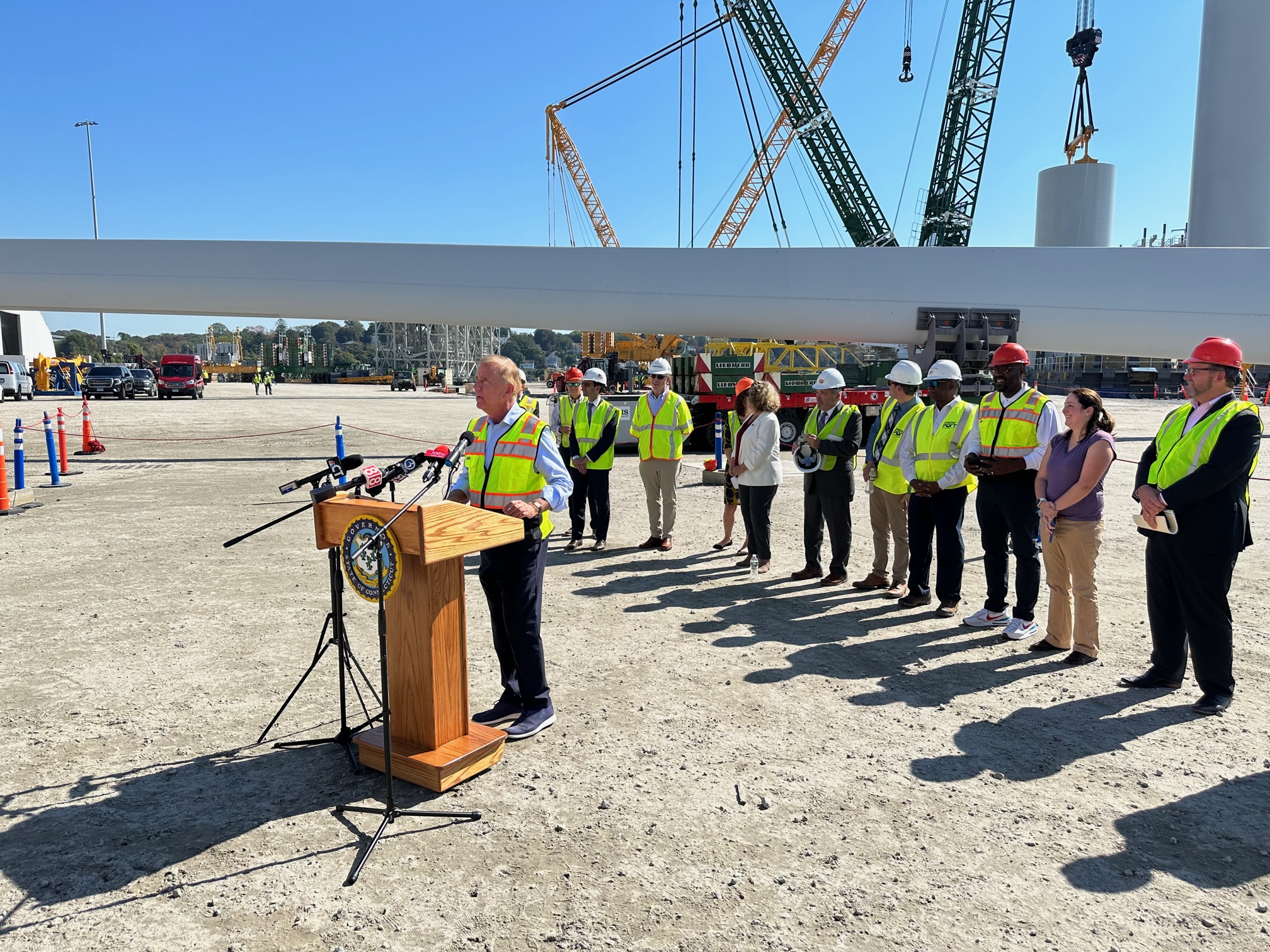 CT doubles down on offshore wind with New England 3-state deal