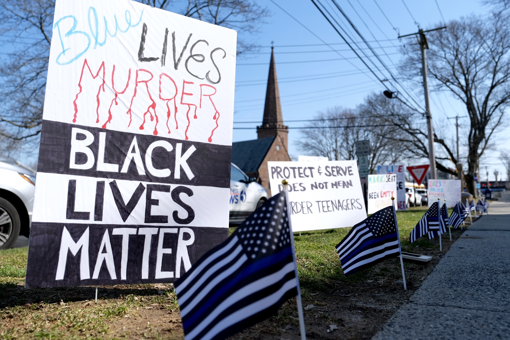 Attorneys close arguments in CT trooper Brian North trial