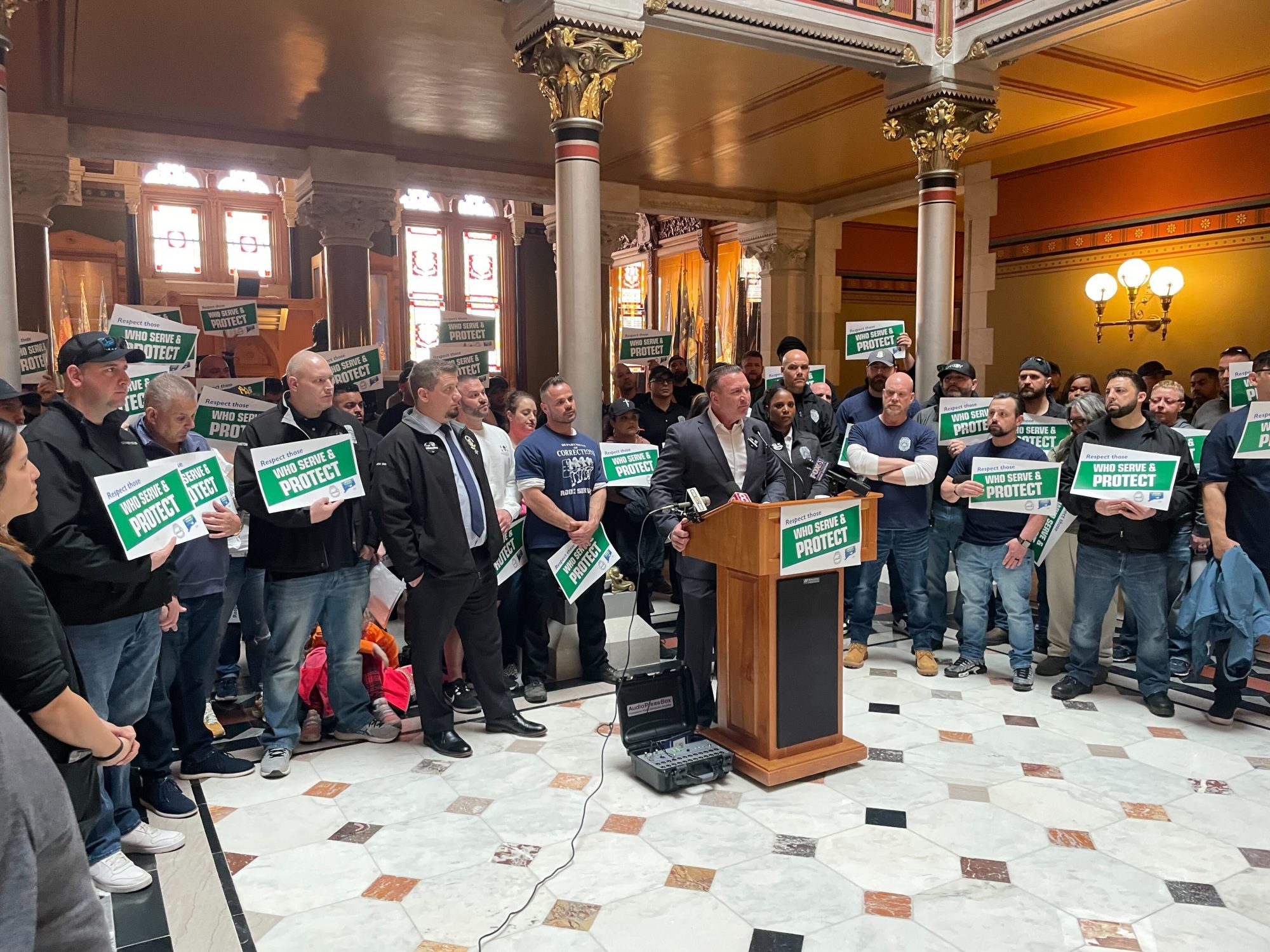 CT prisons need more staff, higher wages, correction officers say