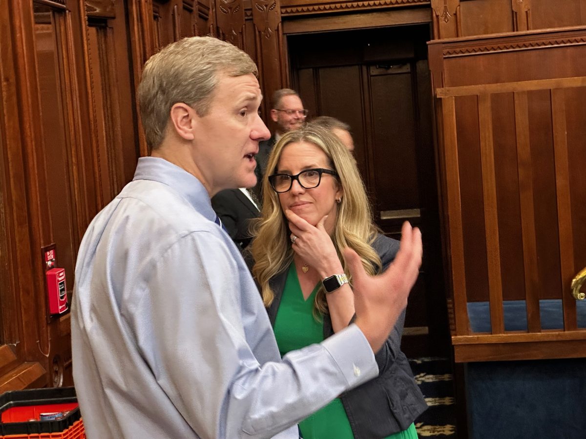 On final day of session, a showdown is threatened in CT Senate