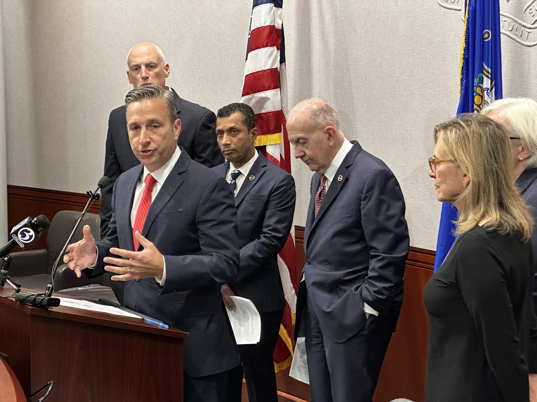 CT Mirror: Connecticut News and In-Depth Reporting