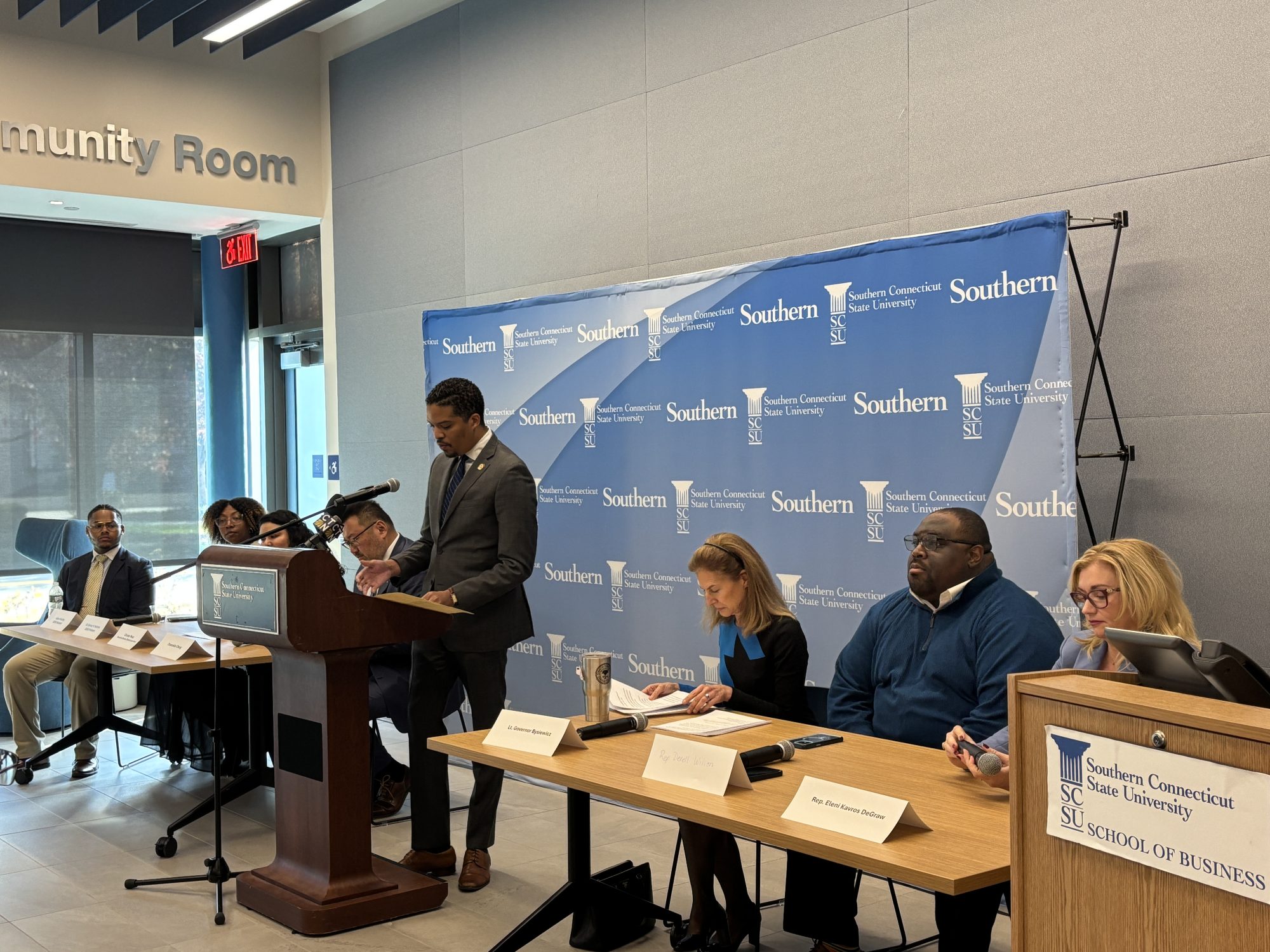 CT Mirror: Connecticut News and In-Depth Reporting