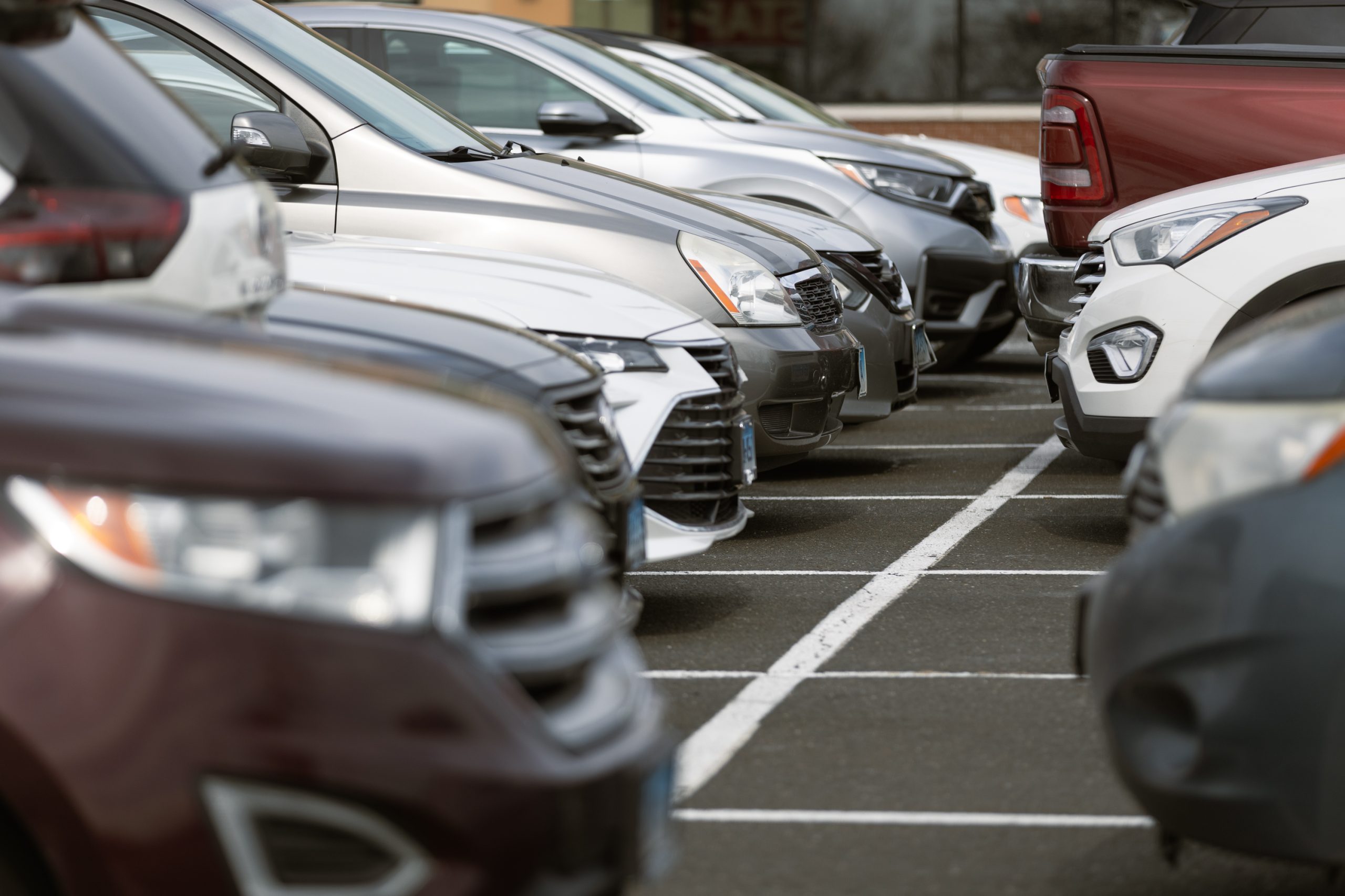 CT bill would eliminate minimum off-street parking requirements